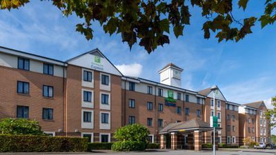 hilton hotel dartford postcode