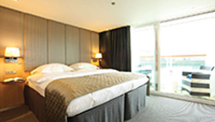 Scenic Opal Cabins, Staterooms & Suite Pictures- Scenic Scenic Opal ...