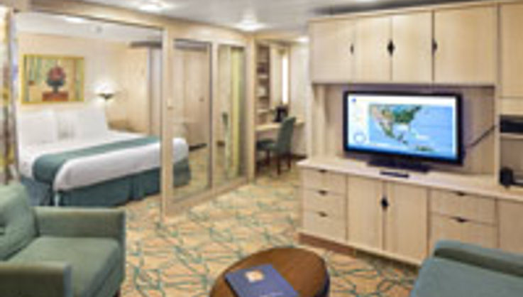 Vision of the Seas Cabins, Staterooms & Suite Pictures- Royal Caribbean ...