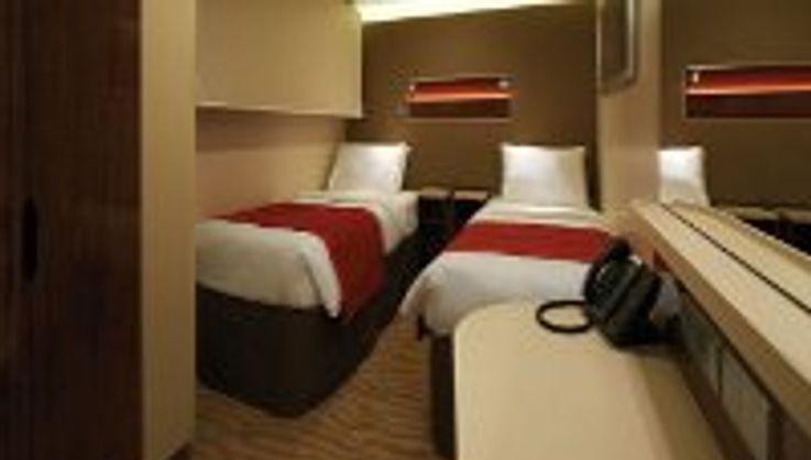 Norwegian Breakaway Cabins, Staterooms & Suite Pictures- Norwegian ...