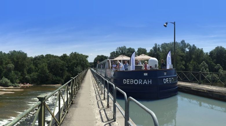 Deborah Ship Stats & Information- CroisiEurope Cruise | TravelAge West