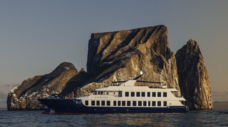 Evolve Ship Stats & Information- Ecoventura SA/Galapagos Network Evolve ...