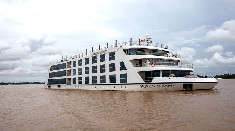 Emerald Harmony Ship Stats & Information- Emerald Cruises Emerald ...