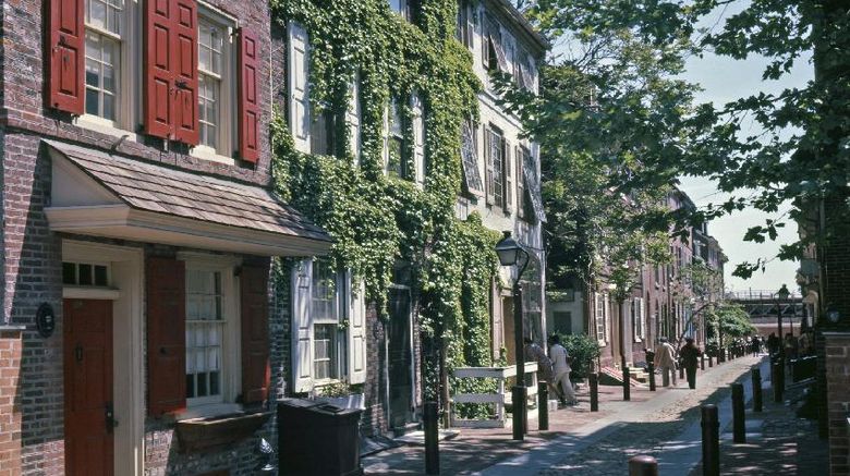 Philadelphia, PA Travel Guide- Top Hotels, Restaurants, Vacations ...