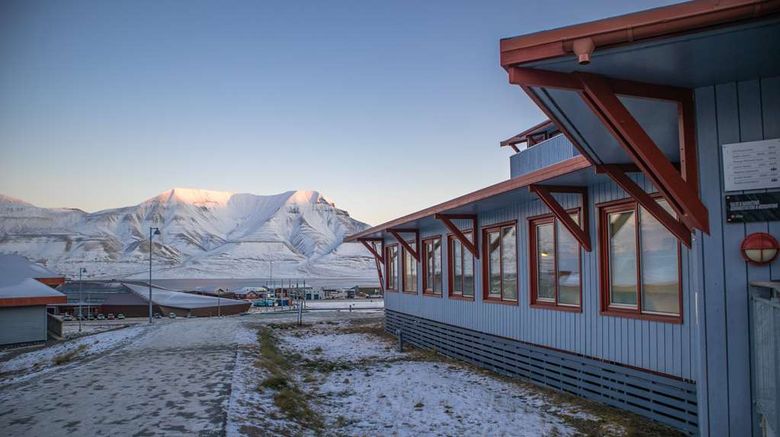 svalbard hotels