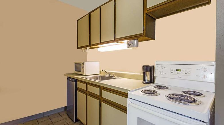 Days Inn Virginia Beach at the Beach- Tourist Class Virginia Beach, VA ...