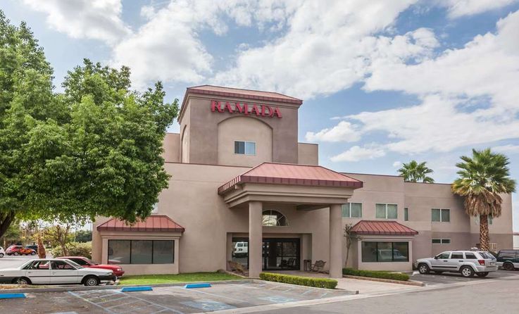 Four Points by Sheraton Bakersfield- First Class Bakersfield, CA Hotels ...