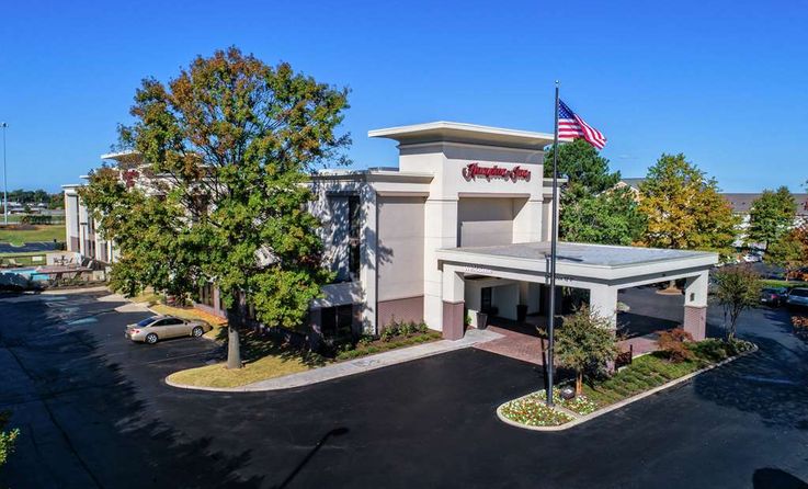 Holiday Inn Express & Suites Southaven- Tourist Class Southaven, MS ...