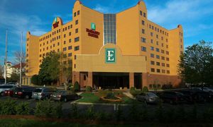 red lion hotel charlotte