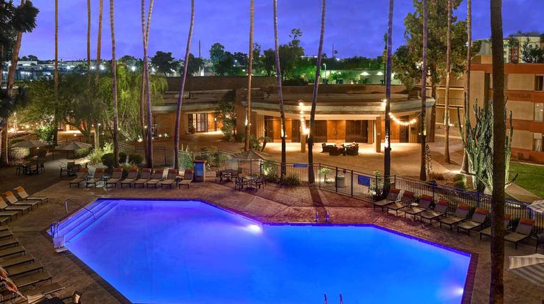 DoubleTree by Hilton Hotel Phoenix Tempe- First Class Tempe, AZ Hotels ...