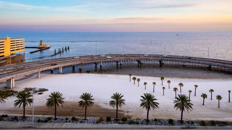 DoubleTree by Hilton Hotel Biloxi- First Class Biloxi, MS Hotels- GDS ...