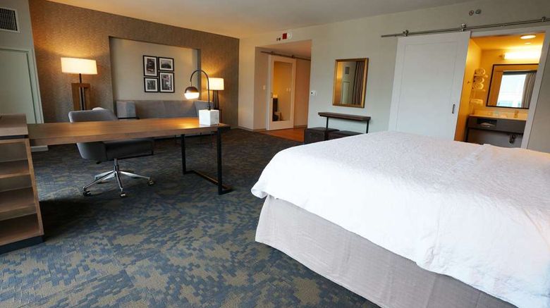 Hampton Inn Chicago Downtown West Loop- Tourist Class Chicago, IL ...