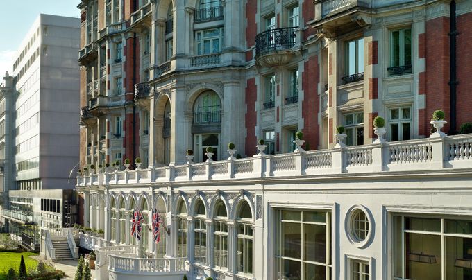 Mandarin Oriental Hyde Park, London- Deluxe London, England Hotels- GDS ...