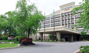 The Park Hotel at Meadowlands- First Class East Rutherford, NJ Hotels ...