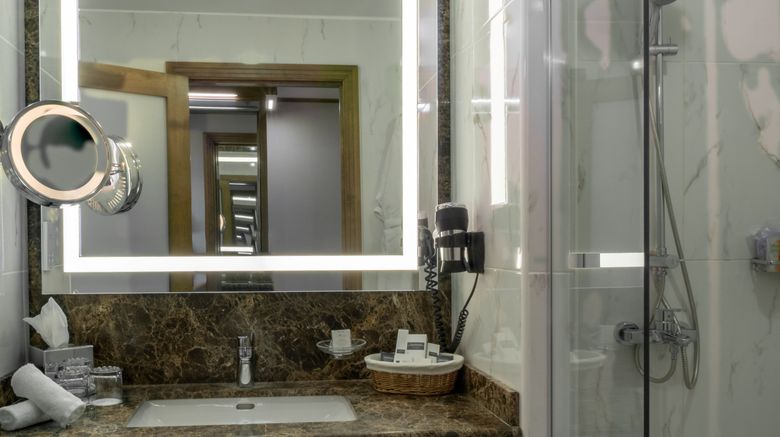 landmark hotel amman logo