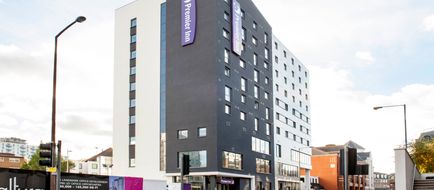 Premier Inn Hotel Woking Town Centre- First Class Woking, England ...