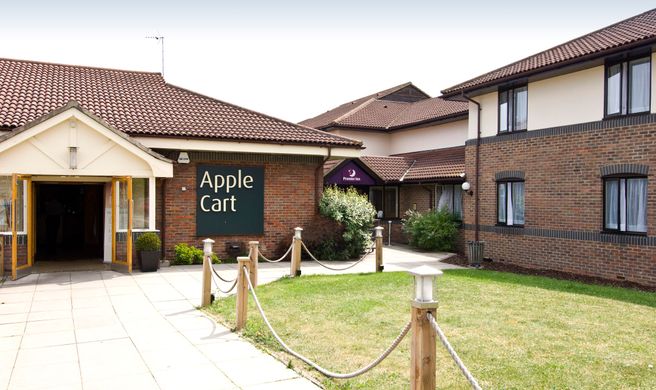 Premier Inn Oxford South (Didcot)- First Class Didcot, England Hotels ...