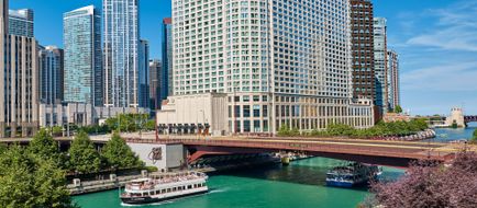 Sheraton Grand Chicago Riverwalk- First Class Chicago, IL Hotels- GDS ...