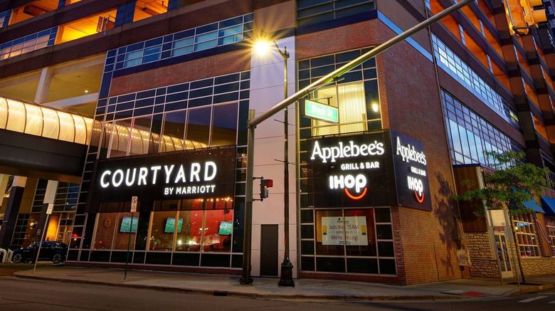 Courtyard by Marriott Detroit Downtown- First Class Detroit, MI Hotels ...