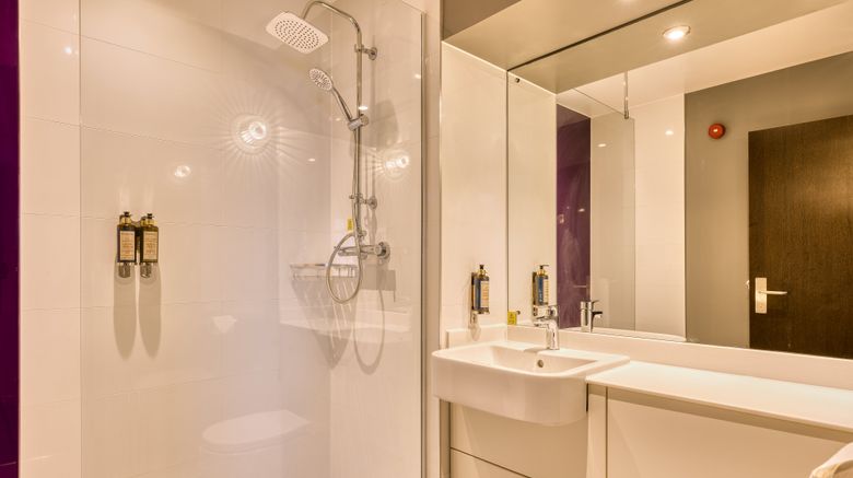 Premier Inn London Tooting hotel- London, England Hotels- GDS ...