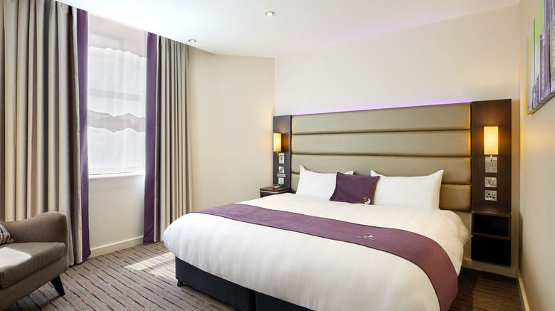 Premier Inn Kings Langley- First Class Kings Langley, England Hotels ...